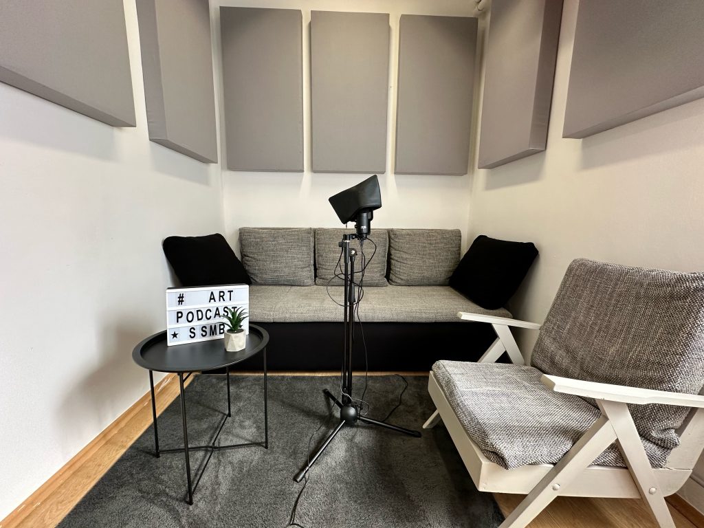 U Srednjoj školi Mate Blažine danas svečano otvoren Umjetnički studio