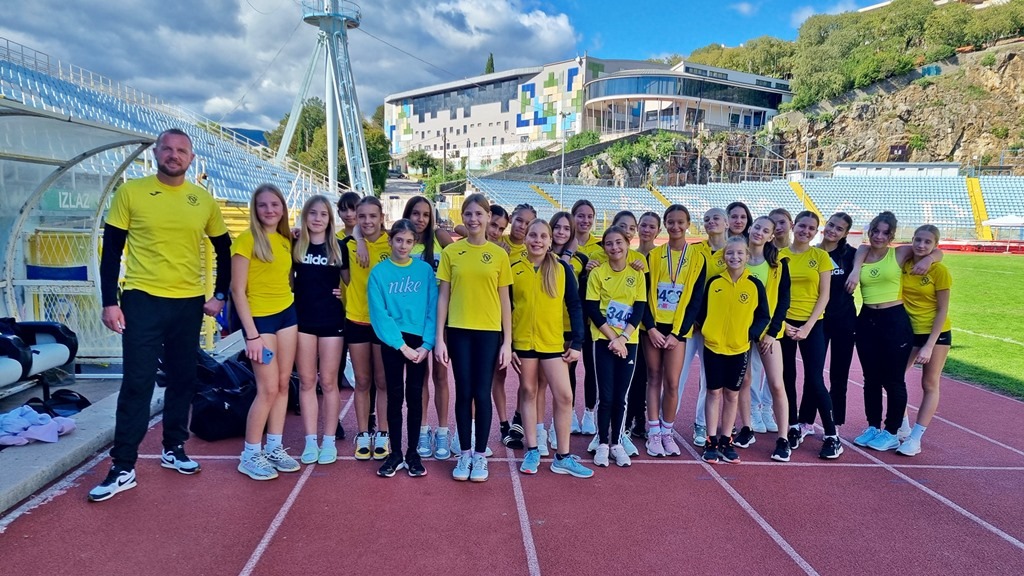 Atletičari AK Albone veoma uspješni u Zagrebu i Rijeci - ekipa Ervina ...